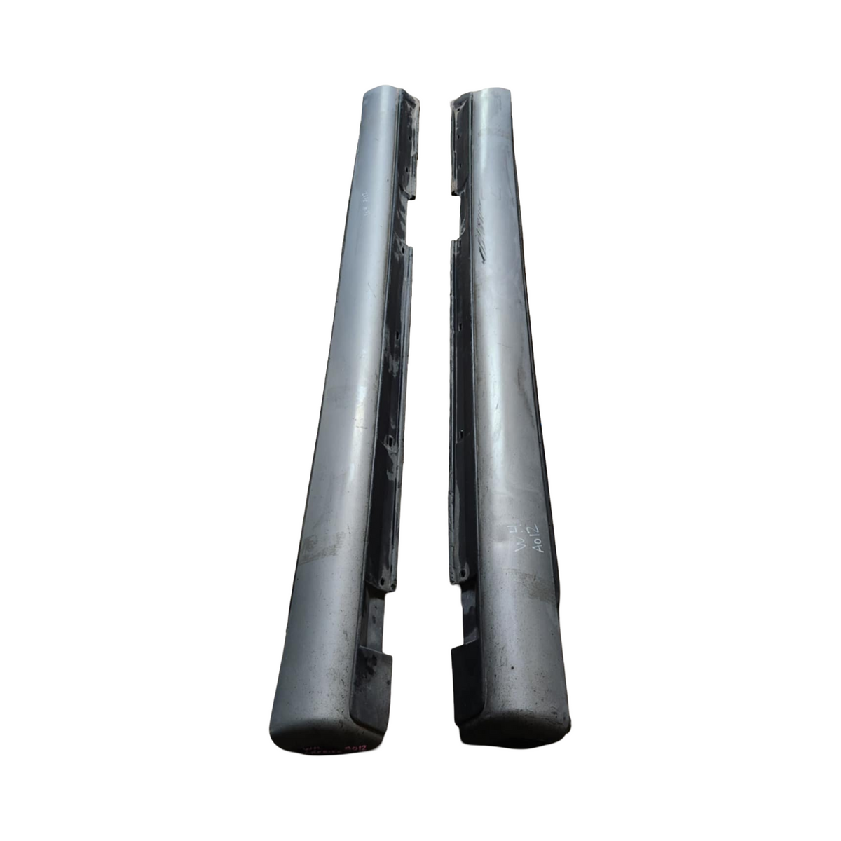 a012 - WH Holden Statesman - Sideskirts (pair) - TWO TONE — Commodore ...