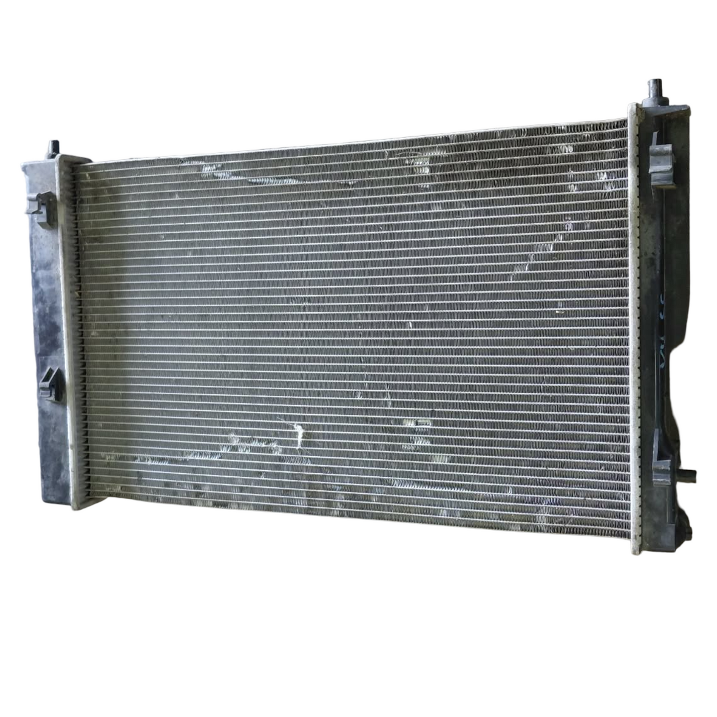 TJ001 - VY SS Holden Commodore V8 LS1 - Radiator Auto — Commodore Auto ...