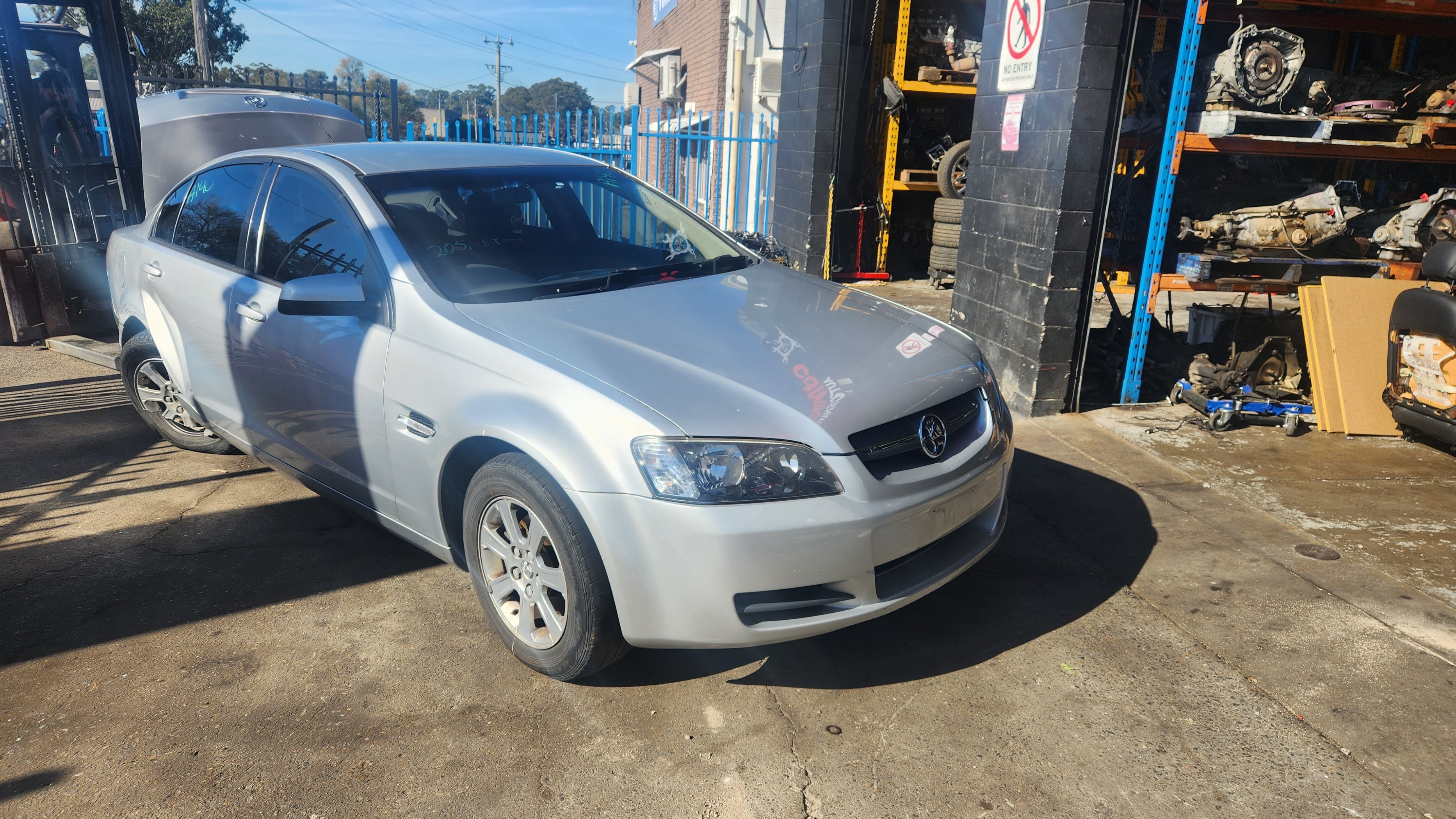 A140 - VE HOLDEN COMMODORE V6 - Computer Set (BCM, ECU SERVICE # 12614 ...