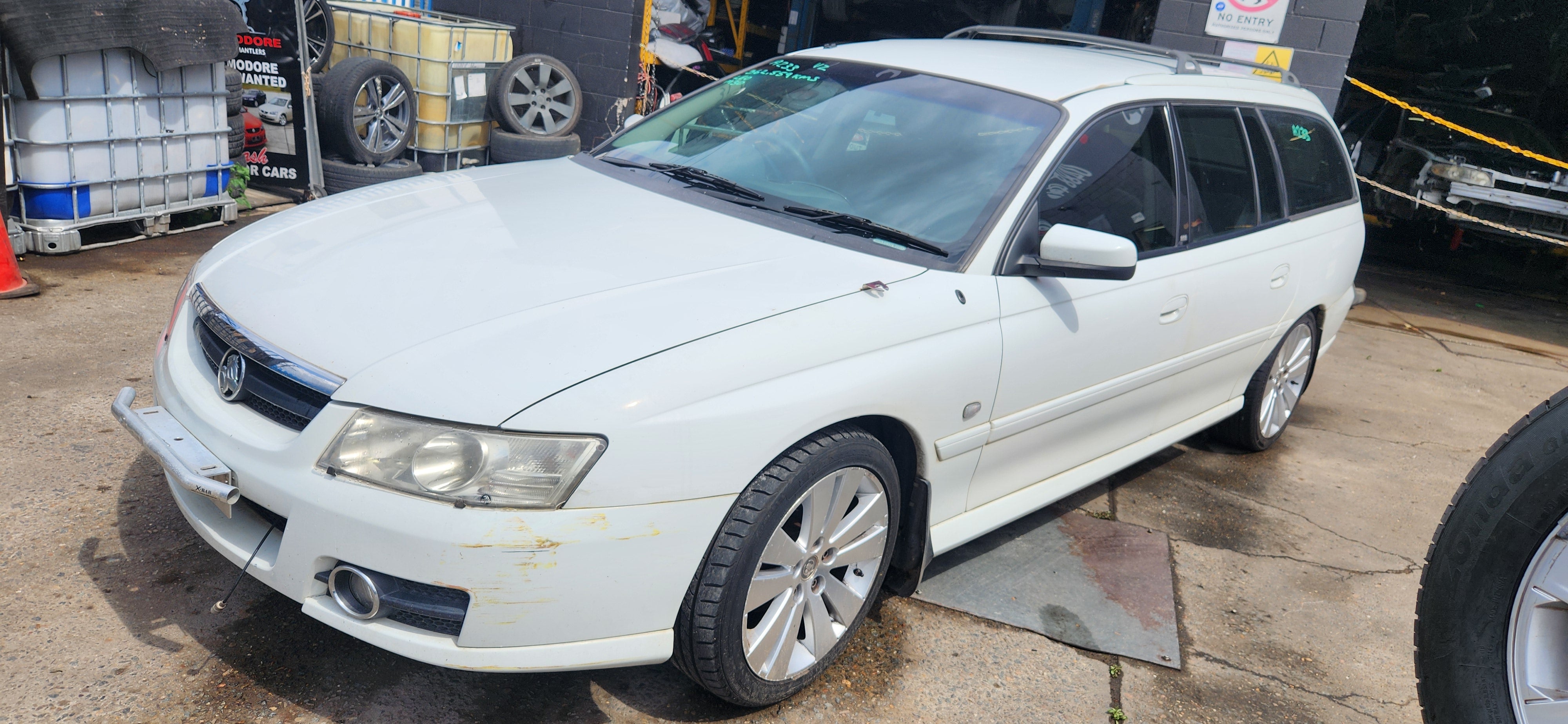 A233 - VZ HOLDEN COMMODORE WAGON - K-Frame (V6-AUTO) — Commodore Auto ...