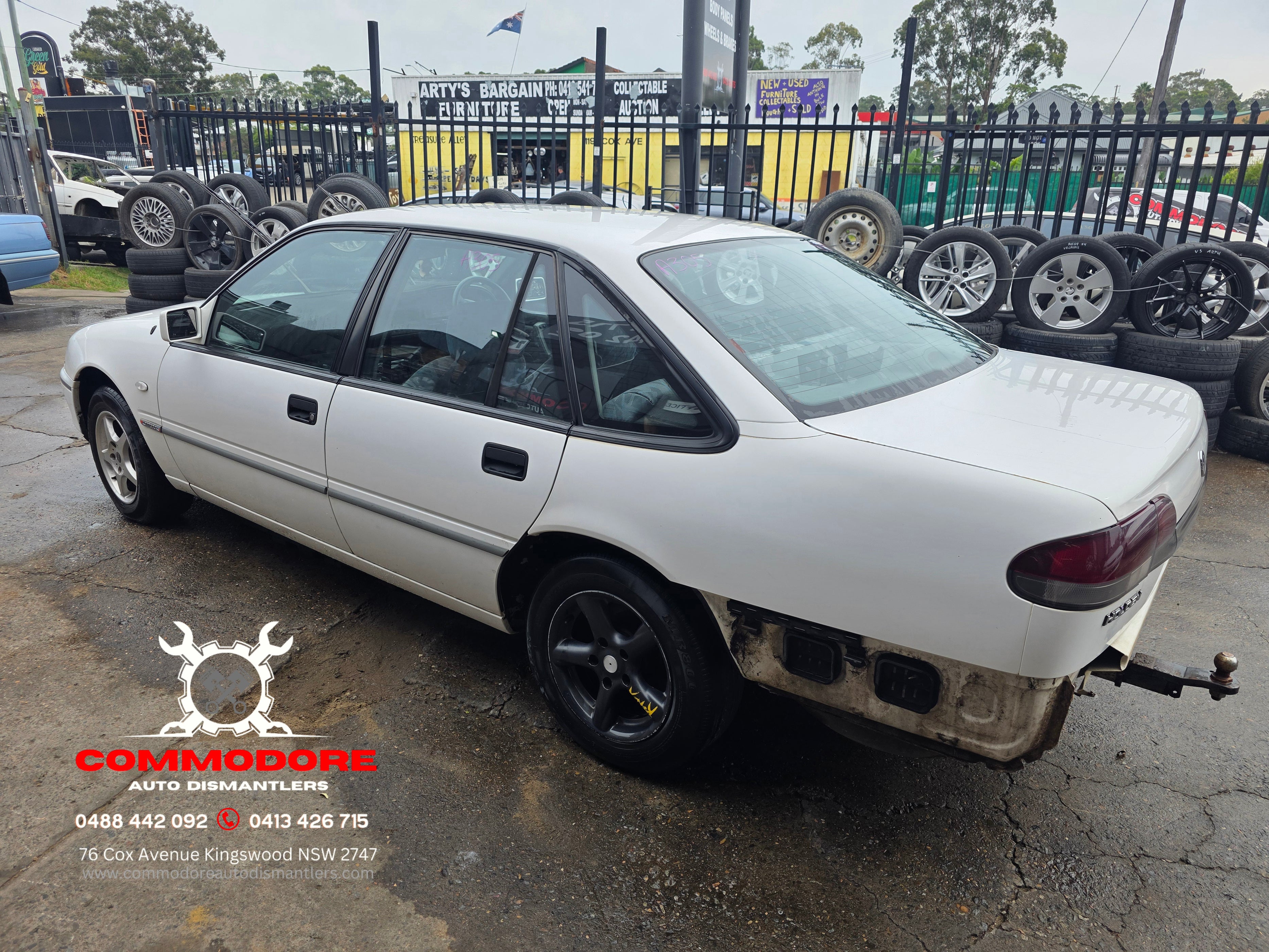 A305 - VR Holden Commodore SEDAN - Driver's Side Mirror (POWERED) - AL ...