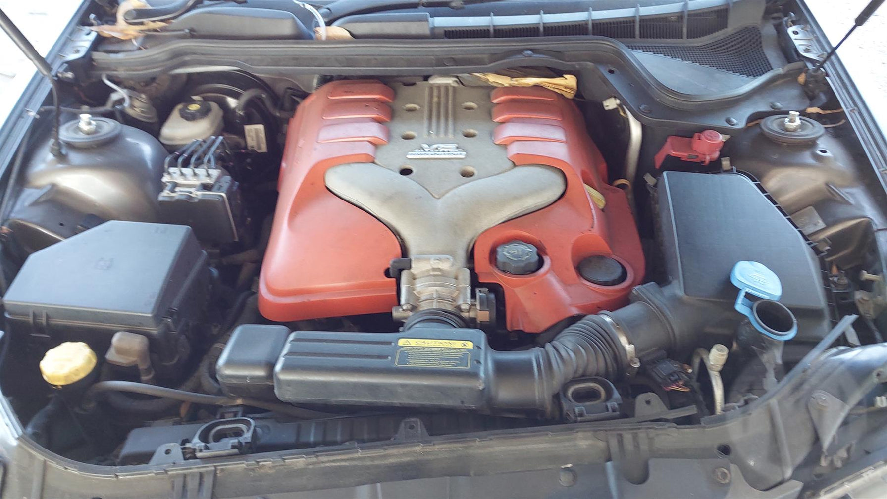 A246 - VE SERIES I HOLDEN CALAIS V - Power Loom - V6 AUTO LY7 ...