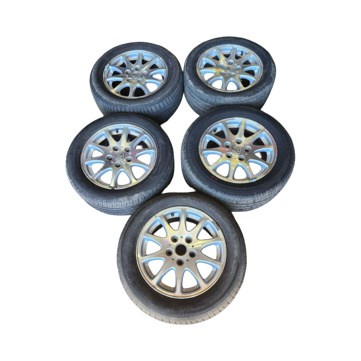 A282 - VY Holden Commodore Sedan - 16" Wheels / Tyres SET of 5. 225 ...