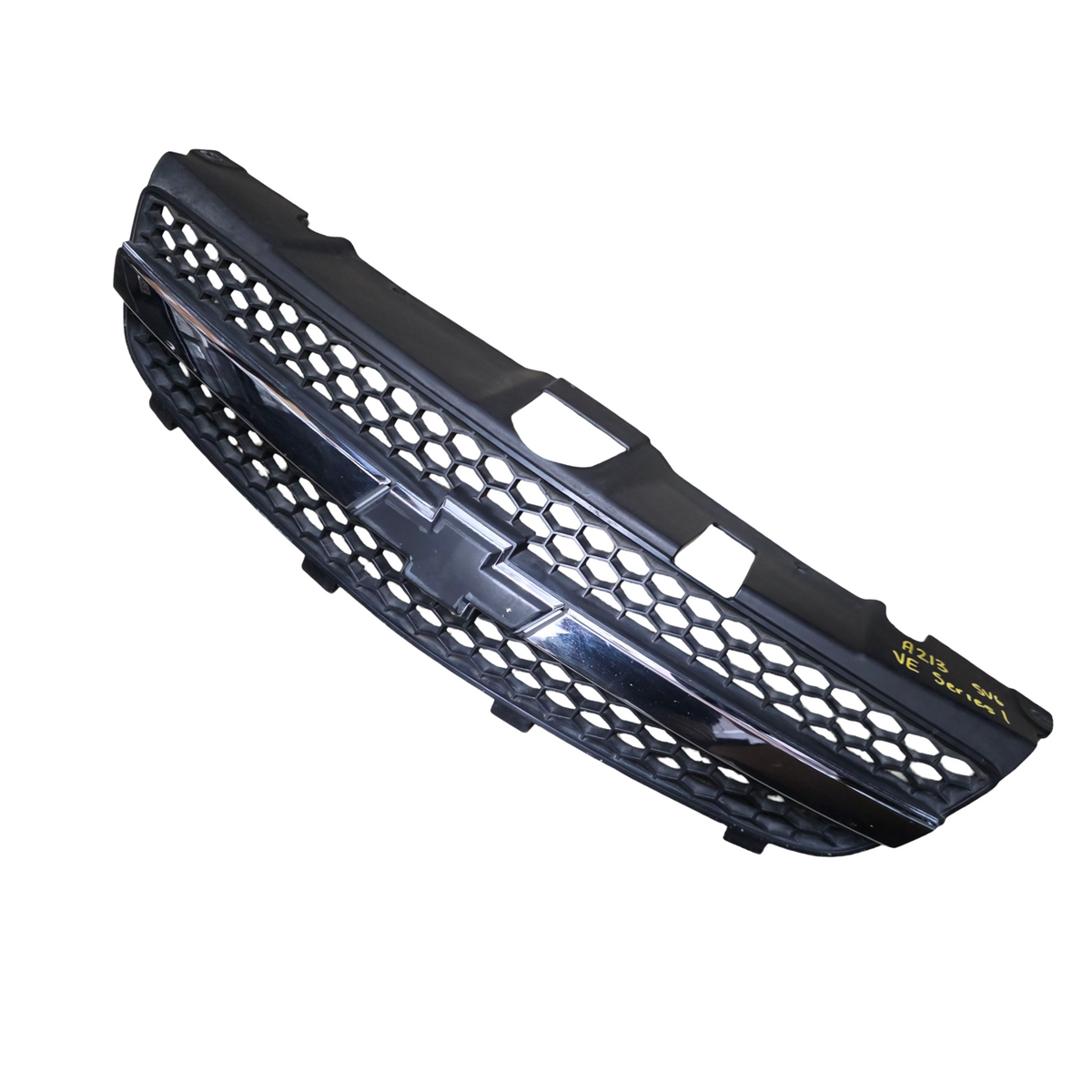 VE SERIES I SS, SSV, SV6 CHEVY - Front Grille — Commodore Auto Dismantlers
