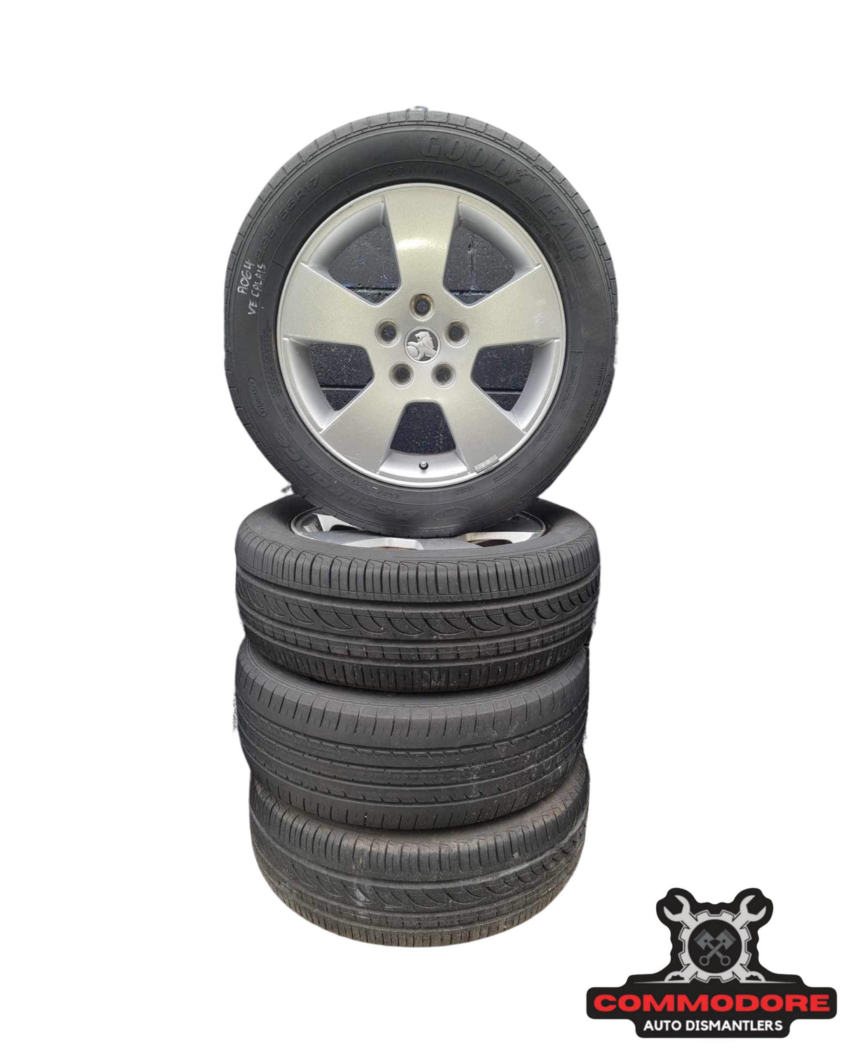 A064 - Ve Calais - 17" Wheels (4) — Commodore Auto Dismantlers