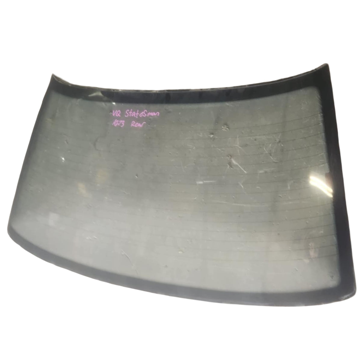 A273 - VQ HOLDEN STATESMAN - REAR WINDSCREEN — Commodore Auto Dismantlers